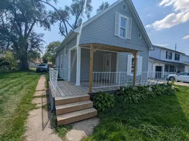 1411 Fieldhouse Ave
