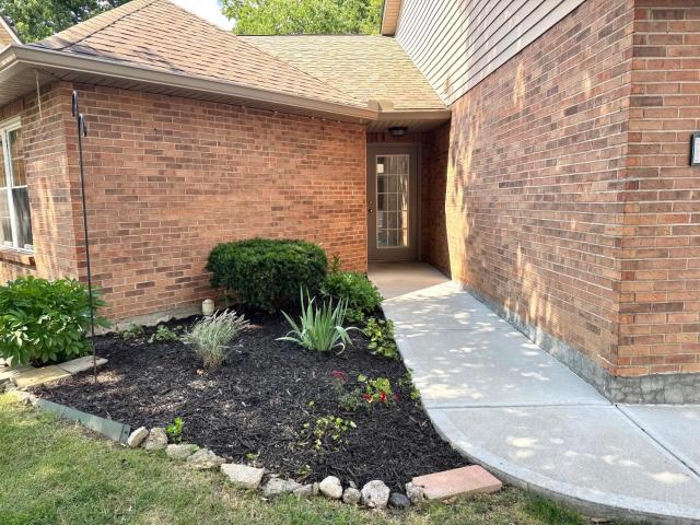 1411 Garden Place