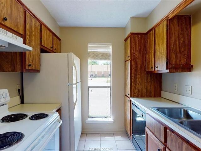 1411 Gramma Ct