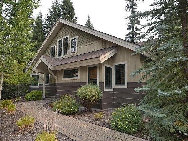 1411 Hearthstone Ct, McCall, ID 83638