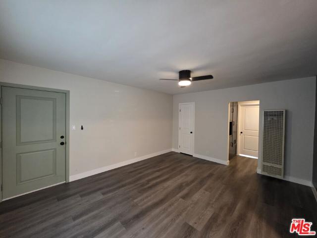 1411 Innes Pl, Unit 1, Venice, CA 90291 | MLS #26633 | Compass