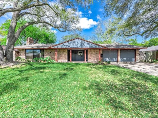 1411 Richvale Ln, Houston, TX 77062