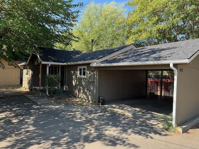 1411 SW G St, Grants Pass, OR 97526