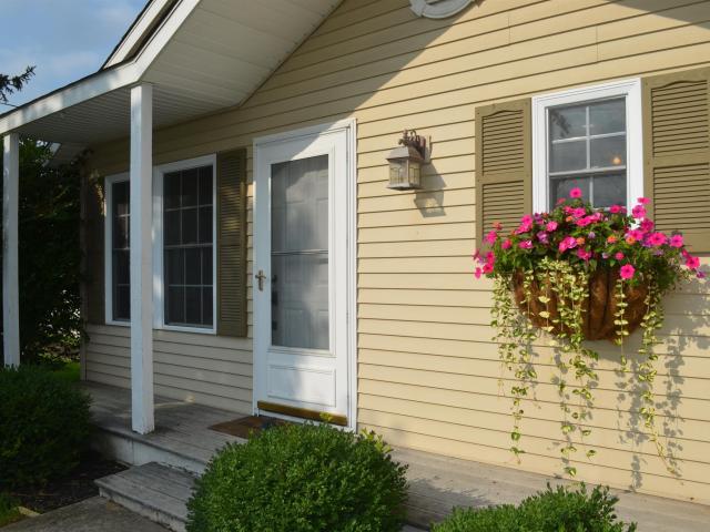 1411 S Harkless Drive
