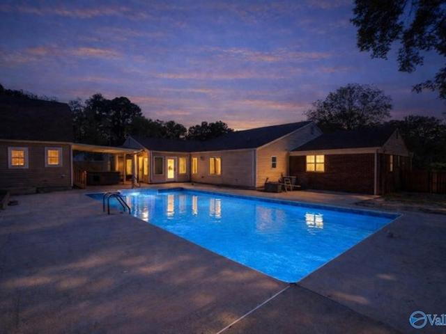 1411 11th Ave SE, Decatur, AL 35601