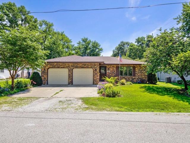 1411 3rd St, Nevada, IA 50201