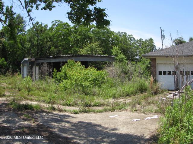 14121 Dedeaux Road