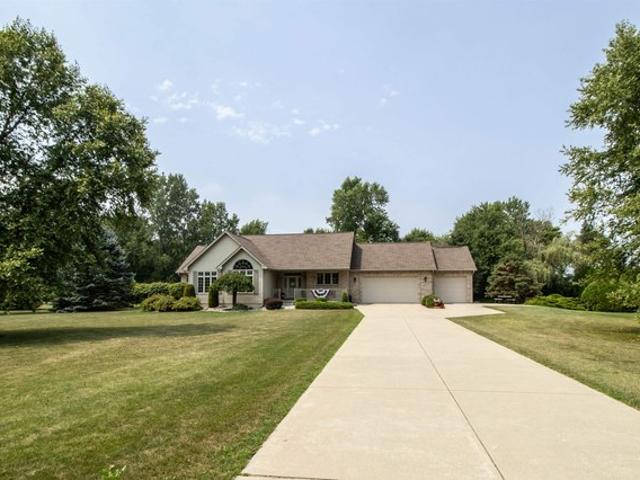 14121 N Linden Rd, Clio, MI 48420