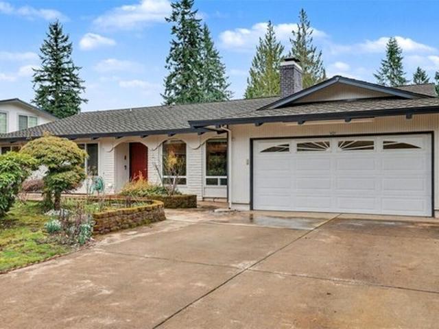 14121 SE Fairwood Blvd, Renton, WA 98058