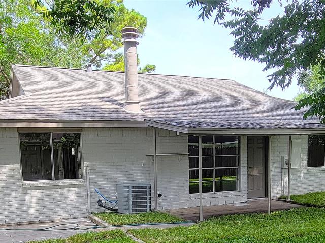 14122 Country Manor Drive