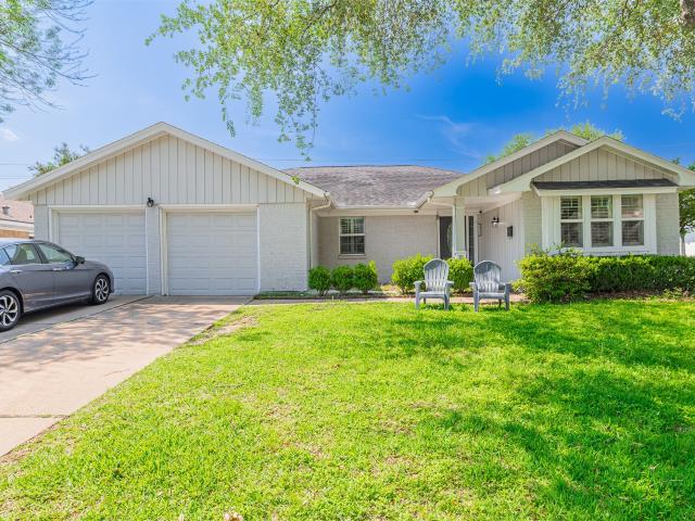 14127 Woodthorpe Ln, Houston, TX 77079 | MLS #68217 | Compass