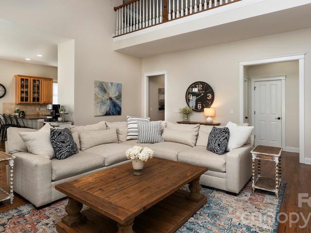 14125 Bankside Drive