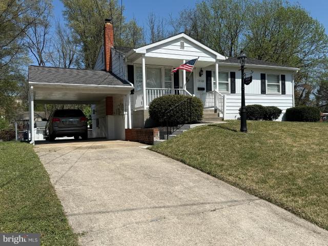 14128 Randall Dr, Woodbridge, VA 22191 | MLS #VAPW2116 | Compass