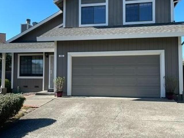 1412 Mathias Pl, Rohnert Park, CA 94928