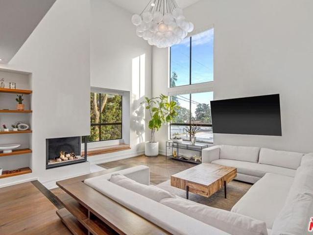 1412 N Crescent Heights Blvd #Ph206, West Hollywood, CA 90046