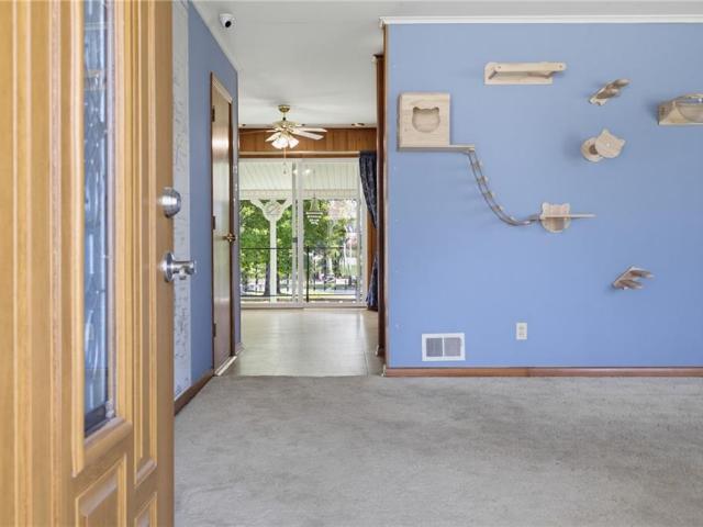 1412 N Main Street