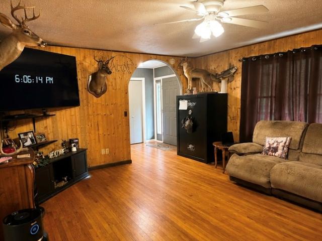 1412 Ambrosia Rd