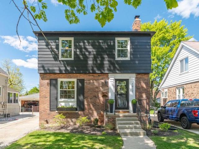 1412 Brys Dr, Grosse Pointe Woods, MI 48236