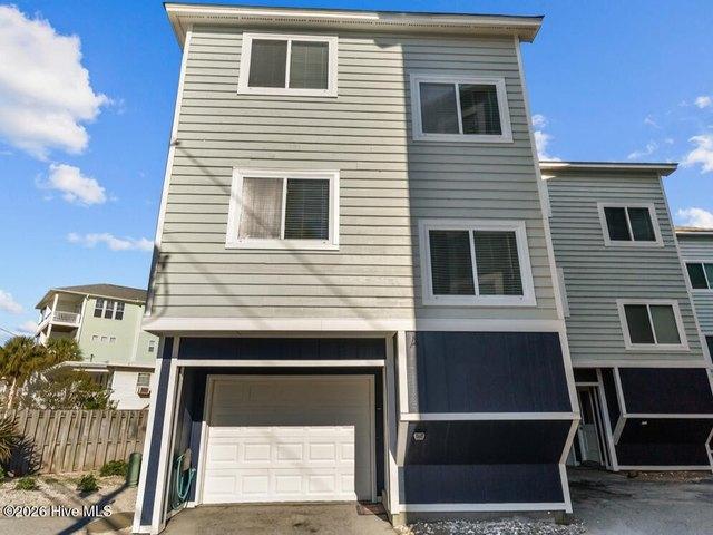 1412 Canal Dr Apt A, Carolina Beach, NC 28428