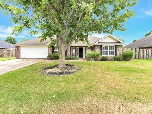 1412 Charles St, Pea Ridge, AR 72751