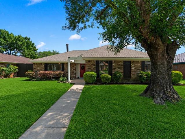 1412 Clover Drive