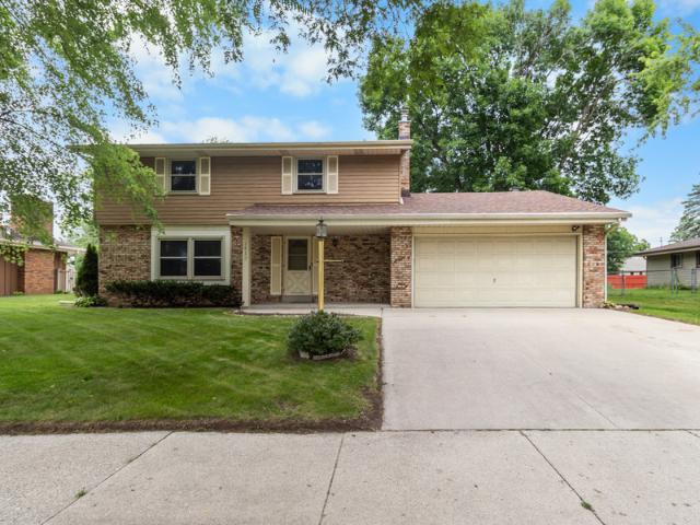 1412 Cottonwood Dr, 4 beds, 1 full and 1 half bath