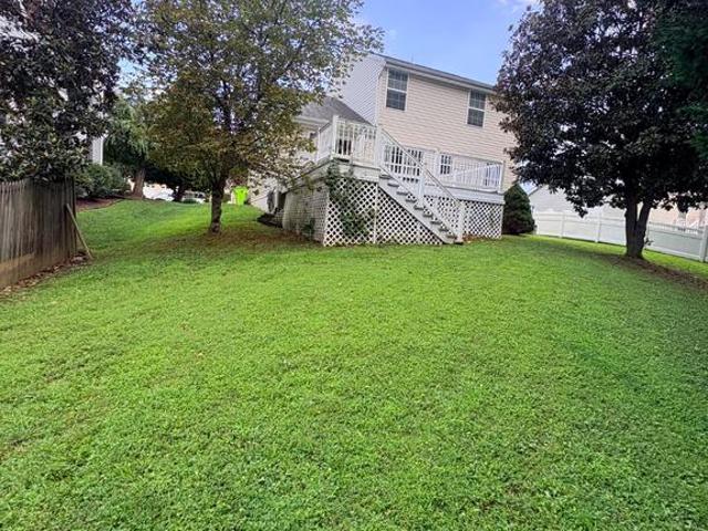 1412 E Banavie