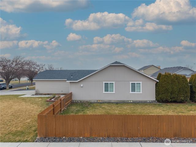 1412 E Megan Drive