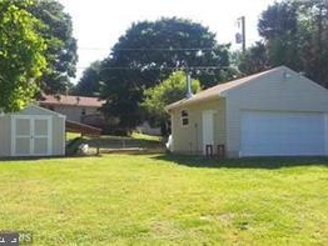 1412 Elizabeth Drive