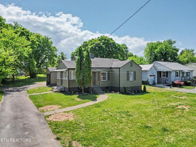1412 Forest Ave