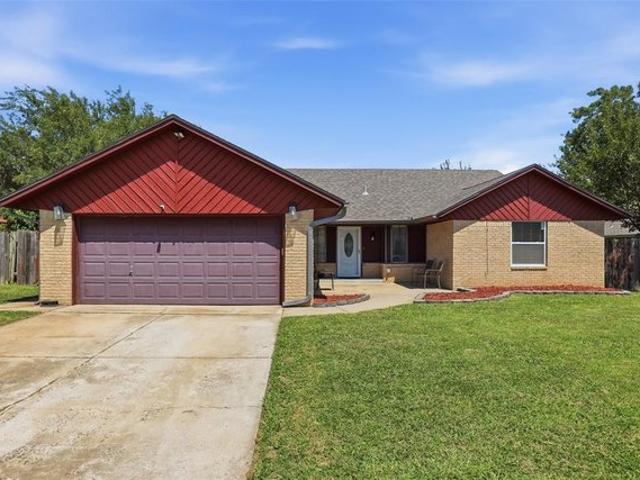 1412 Foxfire St, Oklahoma City, OK 73160