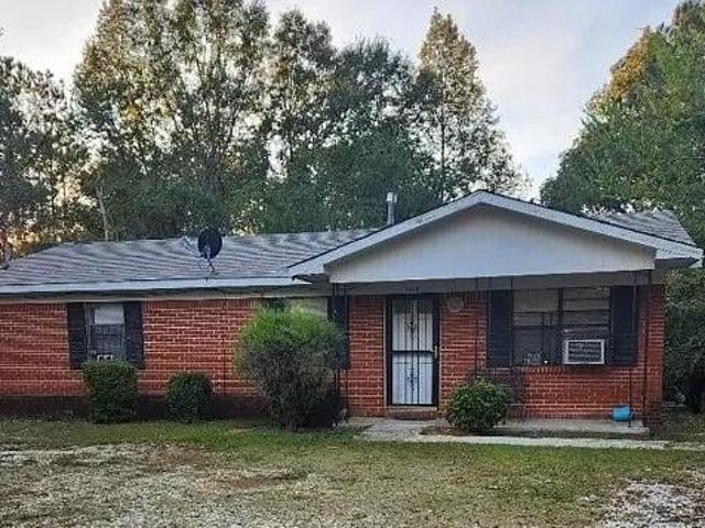 1412 Gautier St, Tuskegee, AL 36083