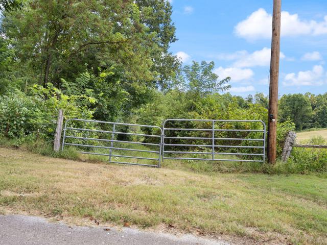 1412 George Garner Road