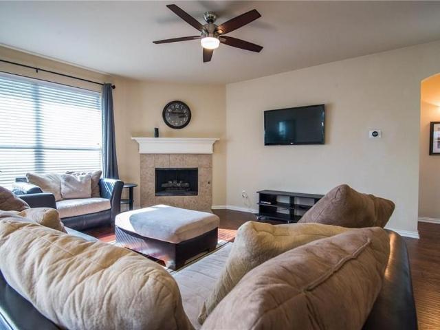 1412 Kittyhawk Drive