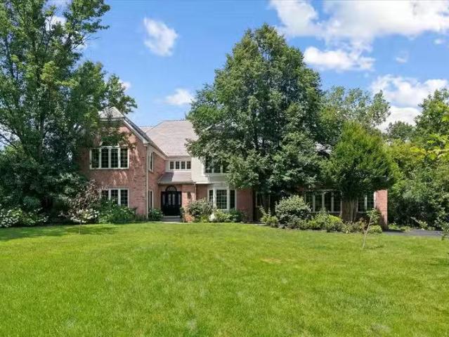 1412 LAKEWOOD DR, LAKE FOREST, IL 60045 Single Family Residenc.