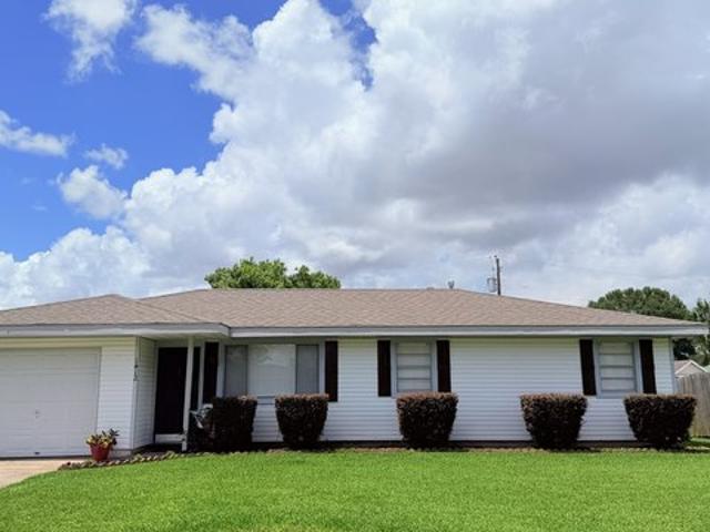 1412 Lamar Ave, Nederland, TX 77627