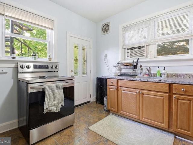 1412 Light Street # 2