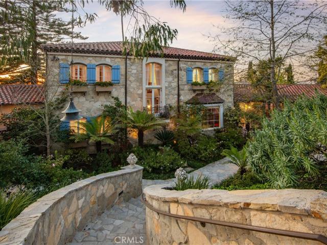 1412 Lower Paseo La Cresta