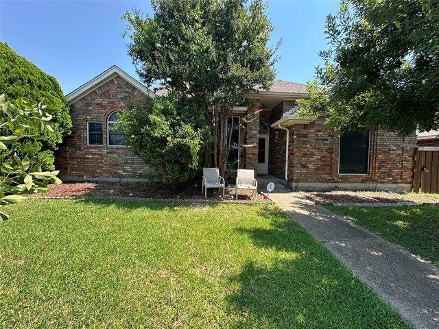 1412 Paula Ln, Mesquite, TX 75149