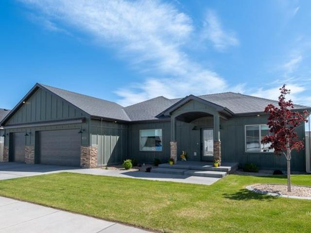 1412 Quartz Dr, Rupert, ID 83350