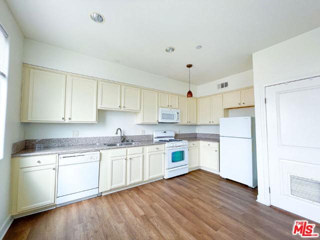 1412 S Sherbourne Drive 303