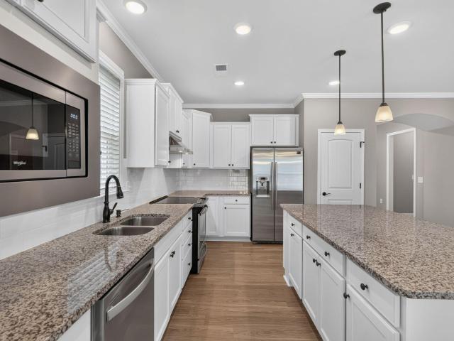 1412 Santa Lucia Street