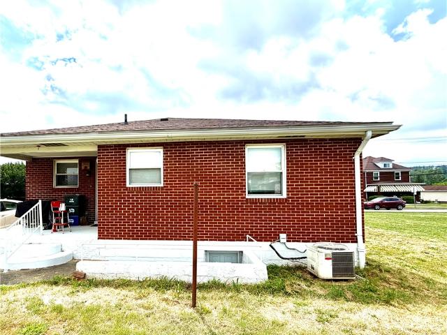1412 W Crawford Ave