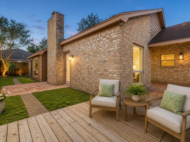 14131 Hillvale Dr, Houston, TX 77077 | MLS #62612