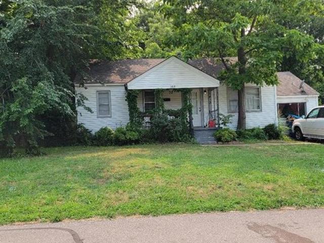 1413 Magnolia Ln, Midwest City, OK 73110