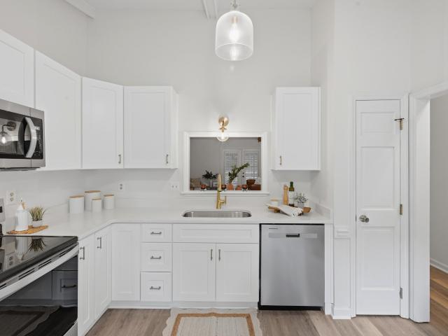 1413 Mapleside Court