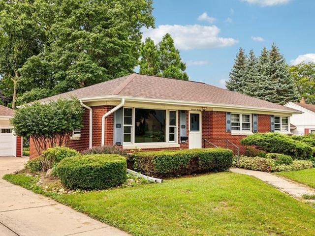 1413 Marion Ave, South Milwaukee, WI 53172