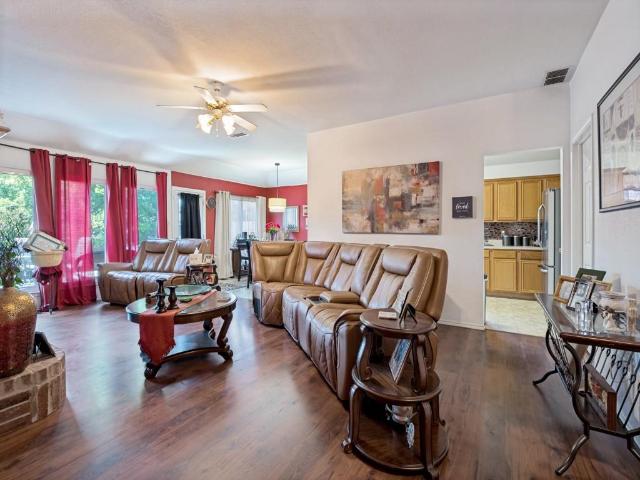 1413 Mockingbird Lane