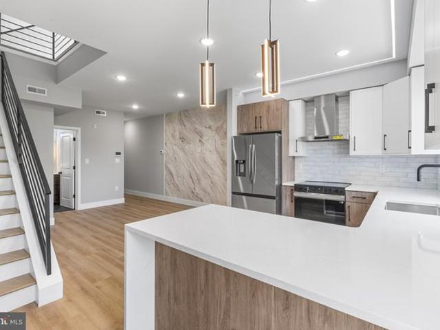 1413 N 8th St, Philadelphia, PA 19122