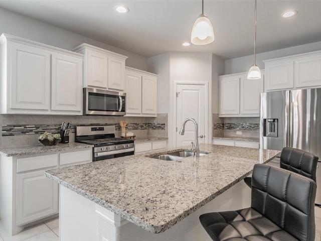 1413 Archway Court